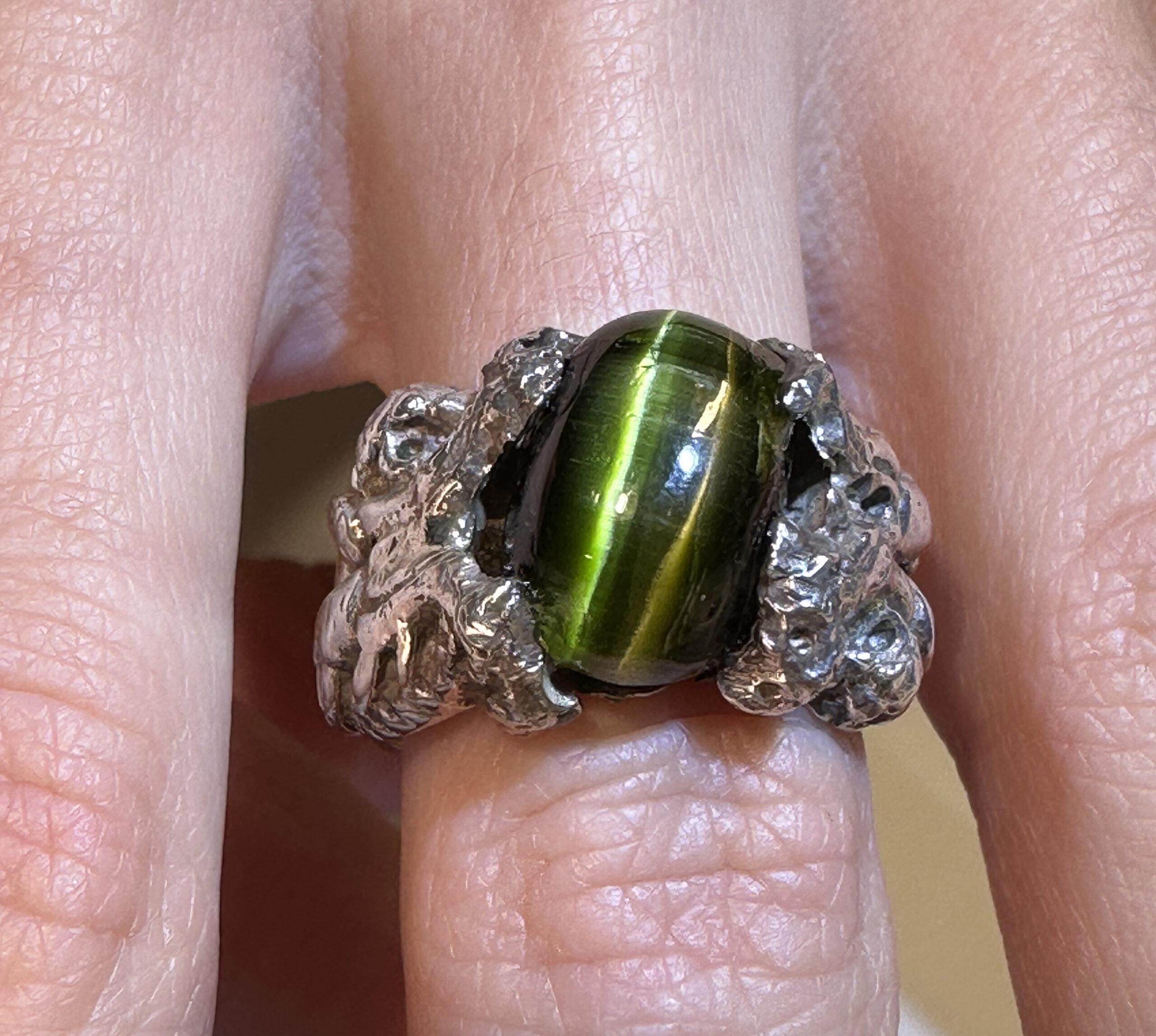 Anello Il Grande Abbraccio02 – Ori e Gemme – Pietre Preziose